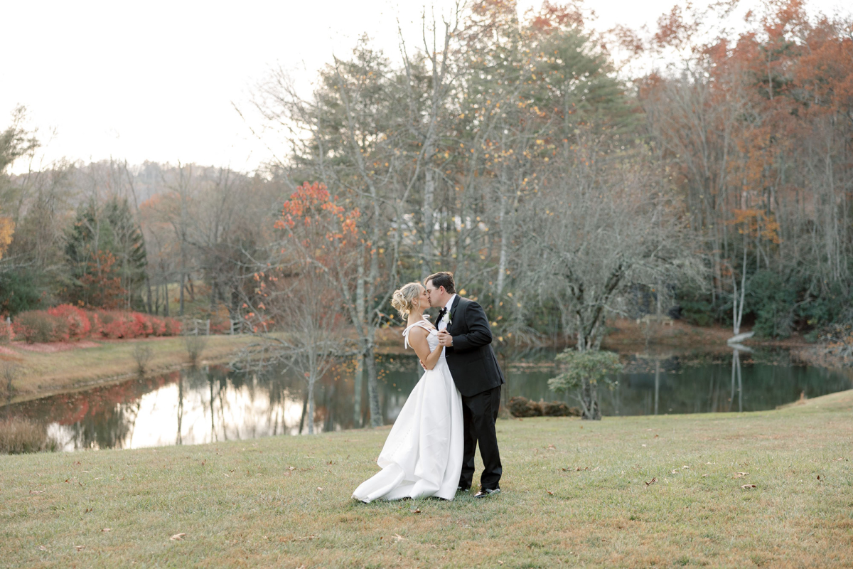 Romantic Autumn Wedding at Chimney Pond Farm - Magnolia Rouge