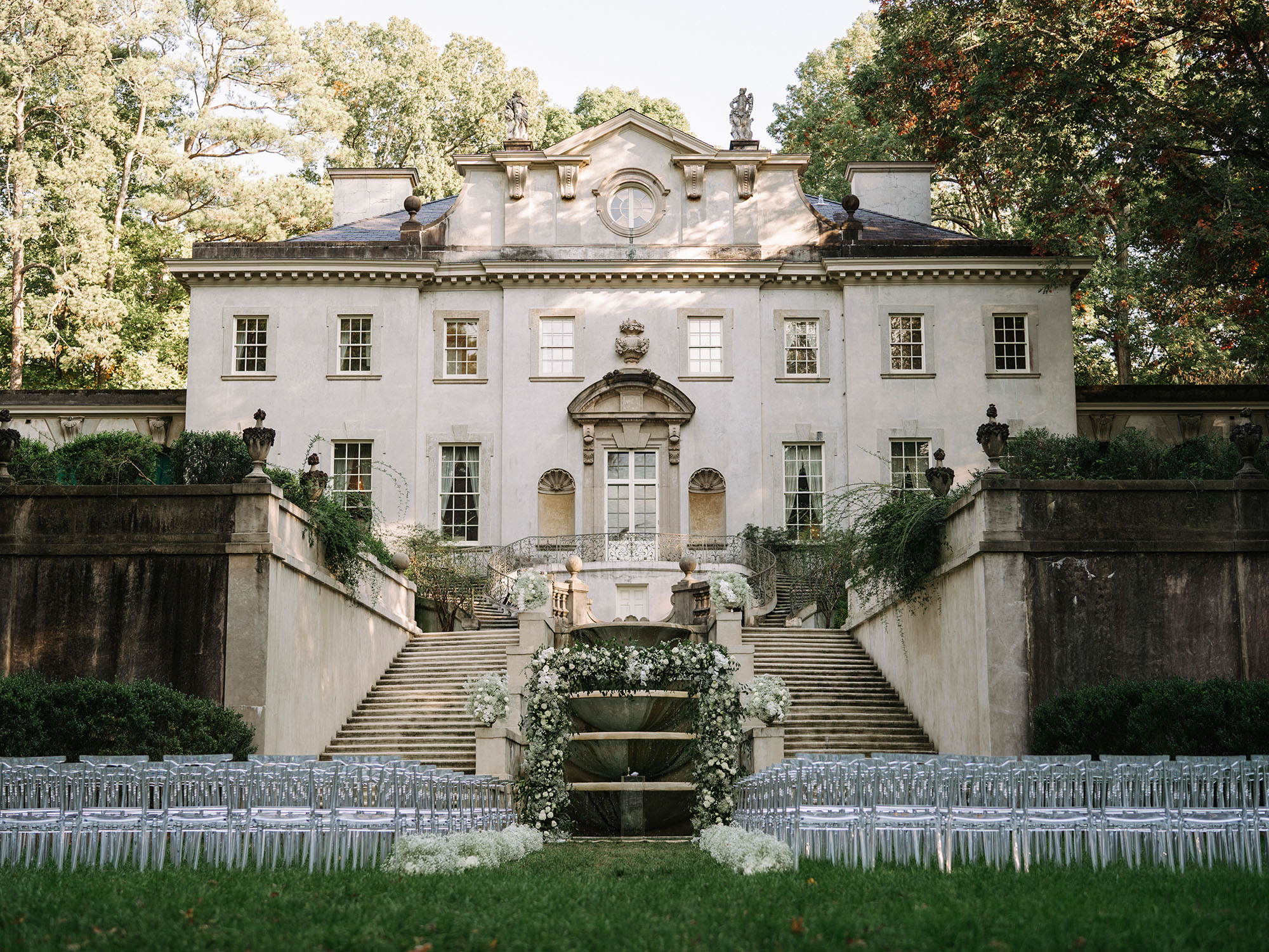 Romantic Atlanta Wedding at Iconic Swan House Estate - Magnolia Rouge